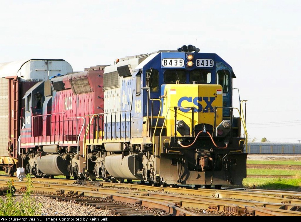 CSXT 8439
